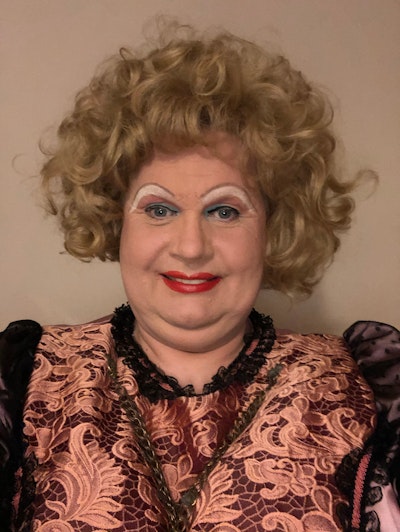 Order a personalised video from Olga Orange