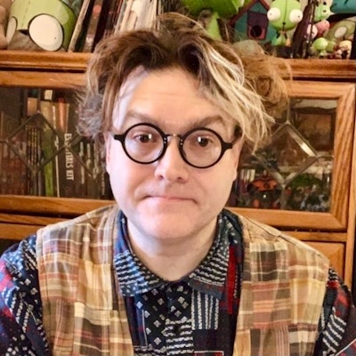 Order a personalised video from Rikki Simons