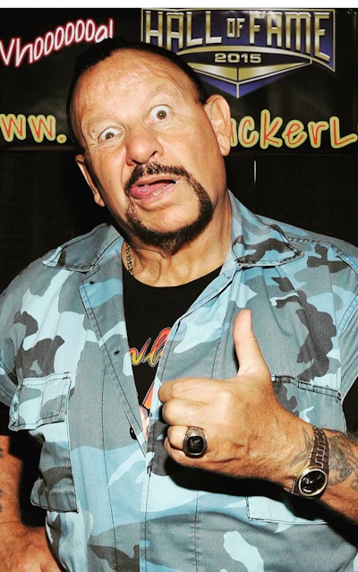 Order a personalised video from Bushwhacker Luke