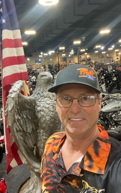 Order a memmo from John Reinke “Tiger king”