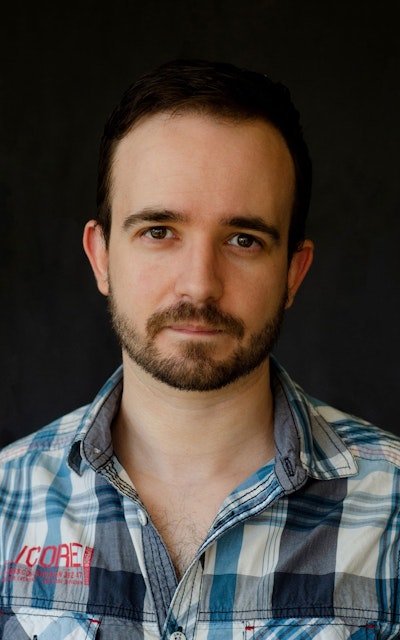 Order a personalised video from Daniel Retuerta