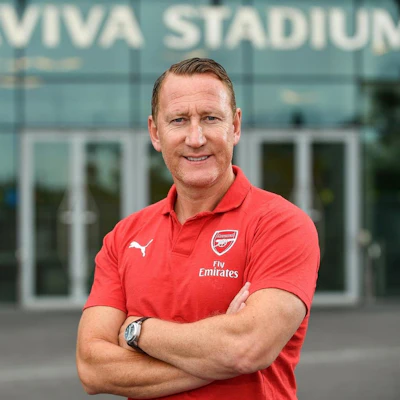 Order a personalised video from Ray Parlour