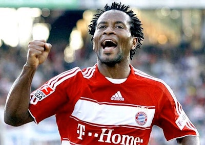 Bestelle ein persönliches Video von Zé Roberto