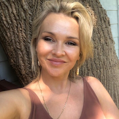 Order a personalised video from Carla Bonner